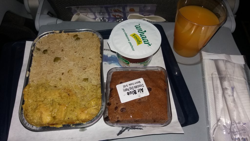 Airblue Economy class flight review Lahore to Sharjah - Pakistan Aviation